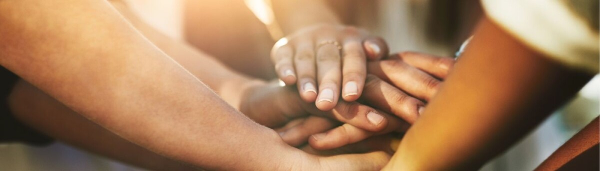 Wie unterscheiden sich Assimilation und Integration?